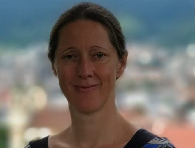 Constance Weiser – DorfUni.at